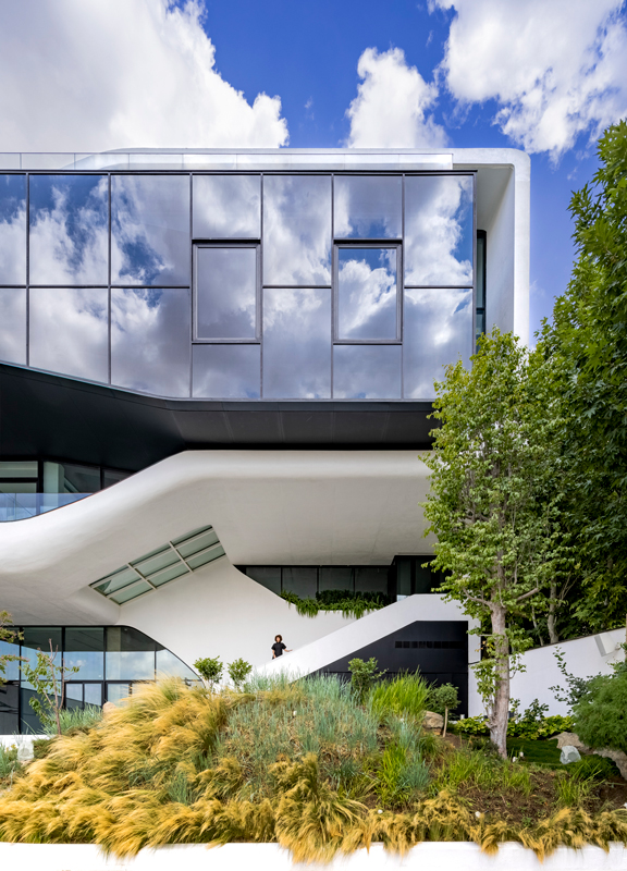 PHOTOGRAPHY MASTERPRIZE AWARD 2022 – Parham Taghioff